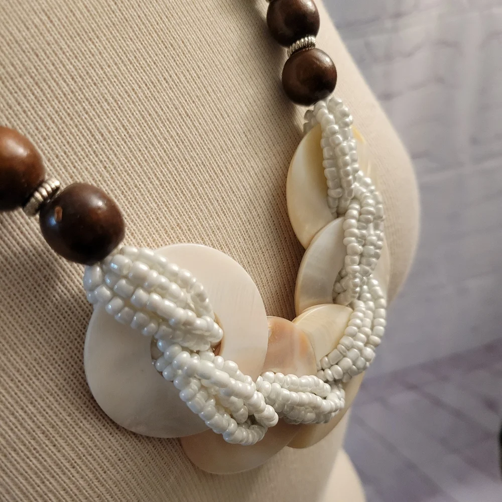 Natasha Couture | Jewelry | Natasha Statement Necklace Beach Vaca ...